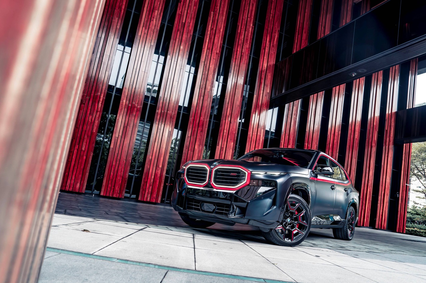 全台只有 7 輛 全新 BMW XM LABEL RED LIMITED EDITION 限量登場 | SanjiNoir 黑侍樂讀