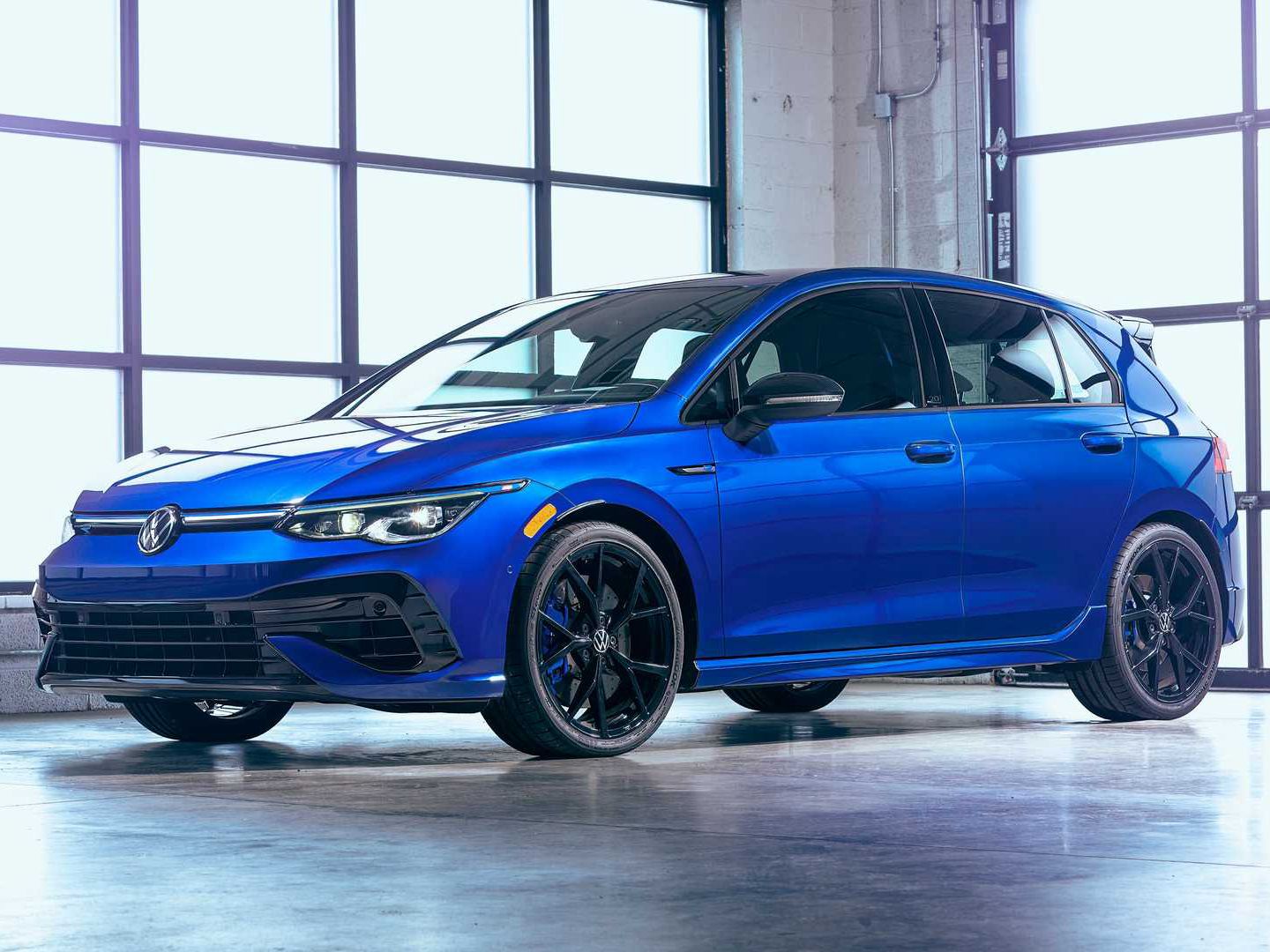 有手排誒！北美獲得限量的特別版 VW Golf R 20th Anniversary Edition | SanjiNoir 黑侍樂讀