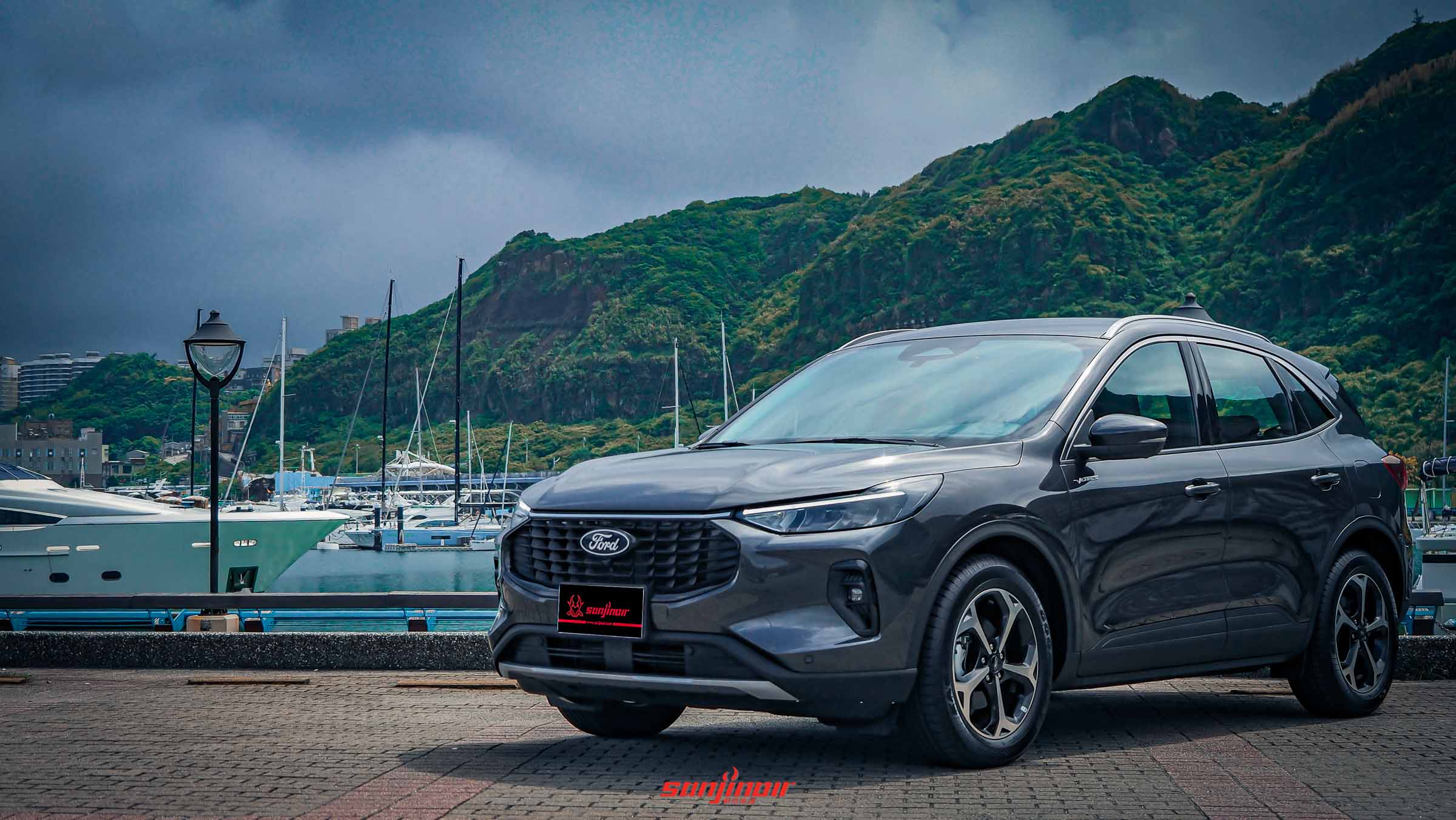 2024 Ford Kuga 1.5T Vignale中期改款試駕！限時優惠91.9萬，反攻的號角就此響起？ | SanjiNoir 黑侍樂讀