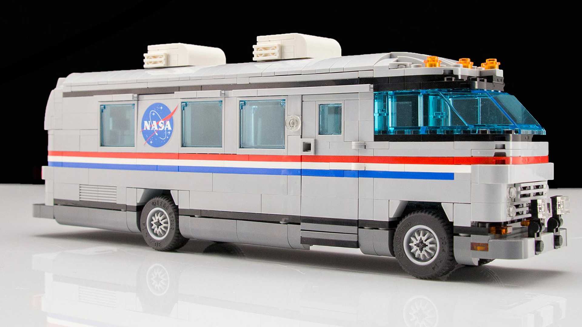 航太迷看過來，有人用Lego弄出Airstream NASA Astrovan | SanjiNoir 黑侍樂讀