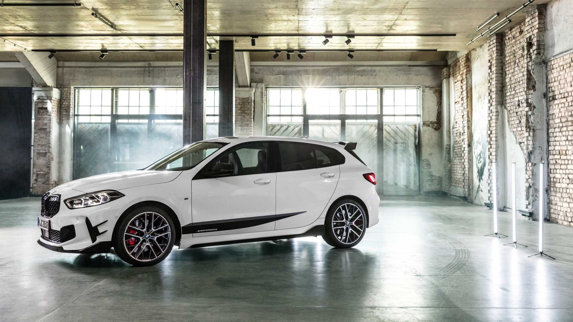 2020 BMW M135i xDrive在M Performance的加持之後更顯氣勢 | SanjiNoir 黑侍樂讀