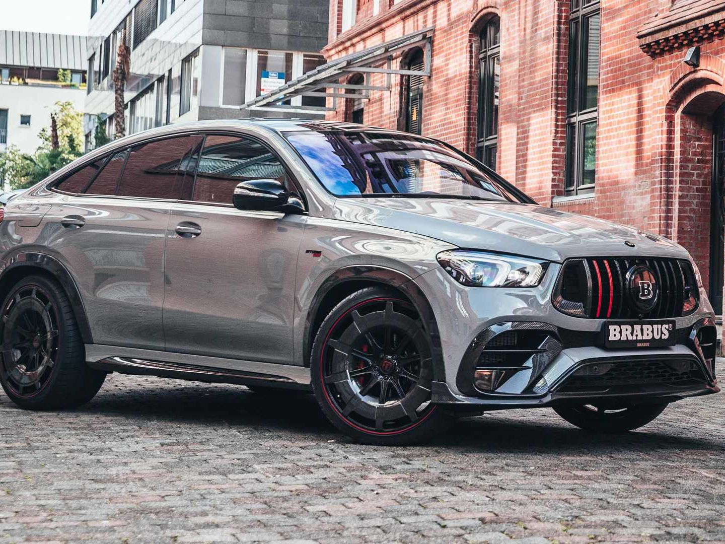 Brabus 發表號稱是全球最速的休旅車「GLE 63 900 Rocket Edition」 | SanjiNoir 黑侍樂讀