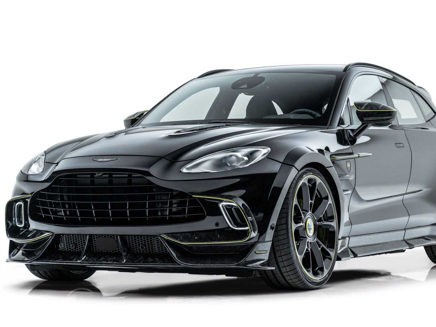 Mansory 超高調改造 Aston Martin DBX 登場 | SanjiNoir 黑侍樂讀