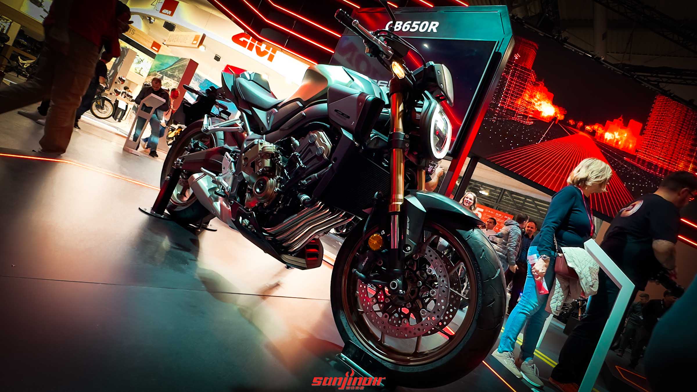 2023米蘭車展現場：進擊的本田？Honda首發CB1000 Hornet、CB650R E-Clutch等新車款上陣！ | SanjiNoir 黑侍樂讀