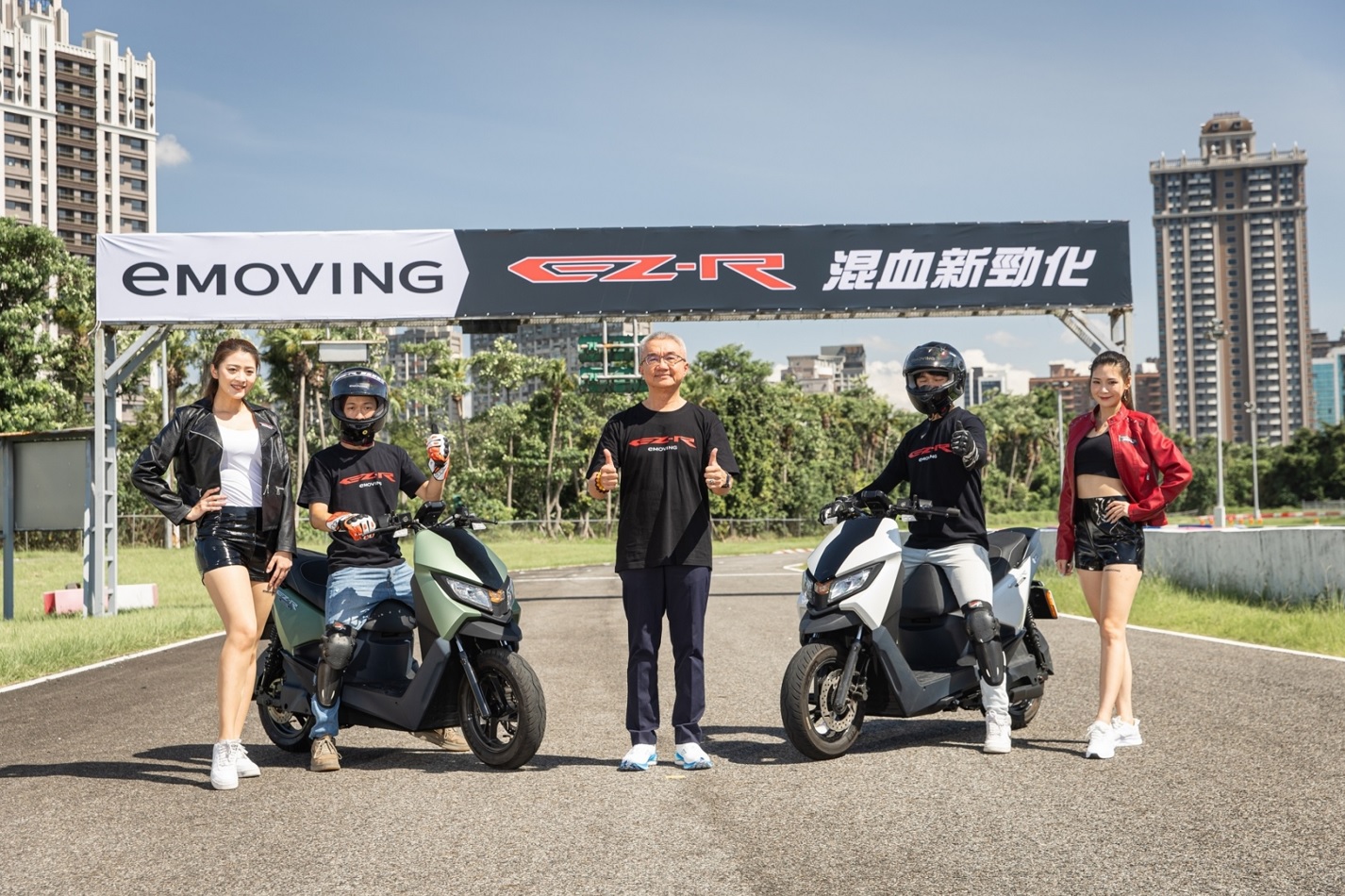 eMOVING EZ-R補助價最低5.9萬有找重磅登場！以油馭電、打造混血雙性格！ | SanjiNoir 黑侍樂讀