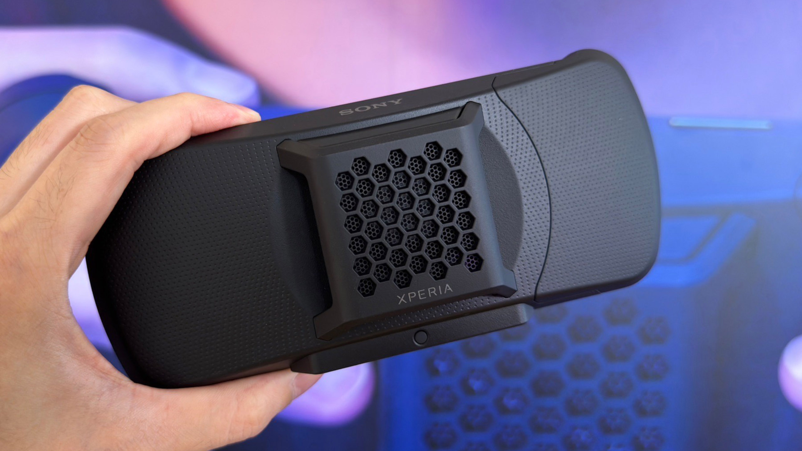 Sony Xperia 1 IV Gaming Edition 電競特仕版、Xperia Stream 電競套件動眼看 | SanjiNoir ...