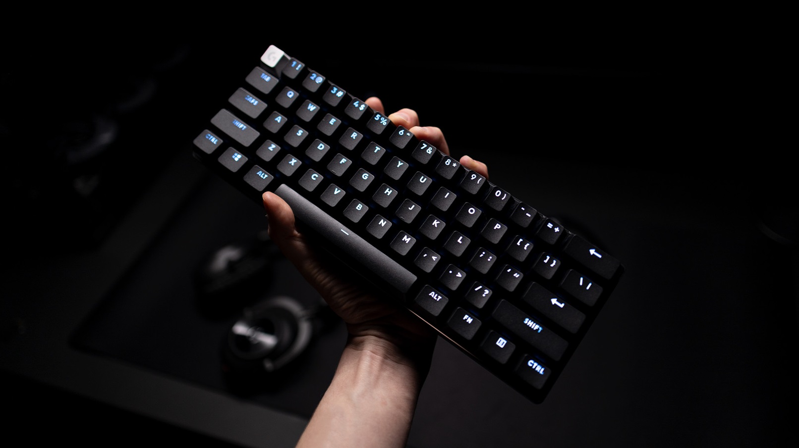 Logitech G 全新 PRO X 60 職業機械式 60% 電競鍵盤 | SanjiNoir 黑侍樂讀